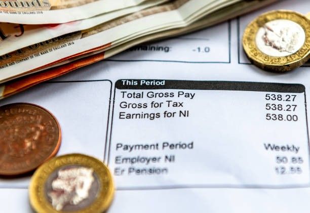 Pay Stub vs Payslip: What Do They Mean and How Do They Differ?